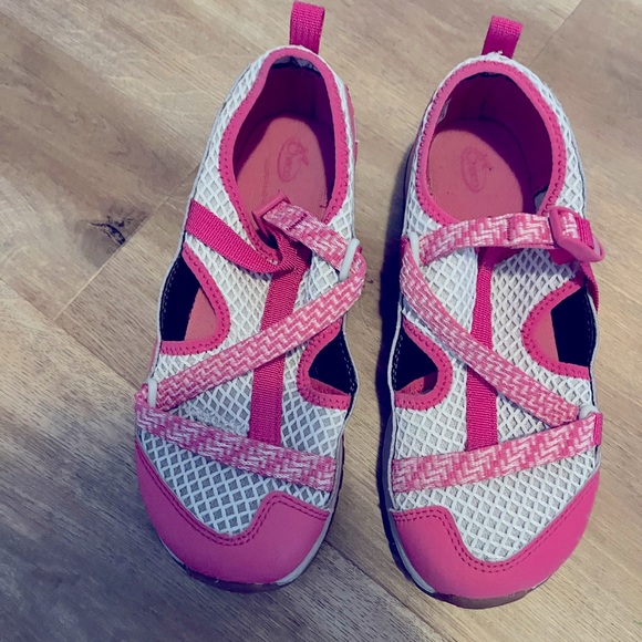 Chaco | Shoes | Chaco Girls Closed Toe Sandals | Poshmark